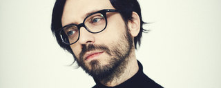 Philippe B se joint à Laurence Lafond-Beaulne sur la grandiose Rouge ...