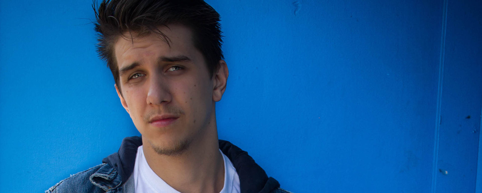 Cal Johnson | Artiste Nikamowin de la semaine | Voir.ca